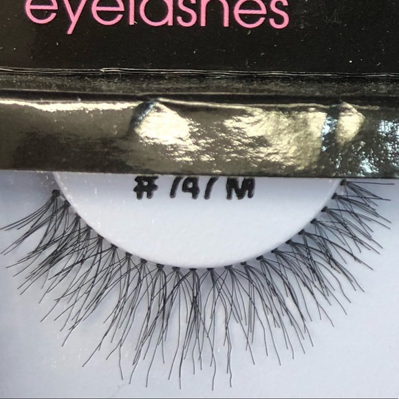 la charme | Makeup | 747 La Charme Eyelashes | Poshmark
